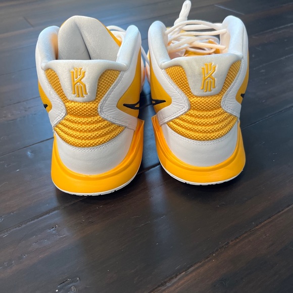 nike kyrie | Shoes | Nike Kyrie Infinity Tb University Gold 222 | Poshmark